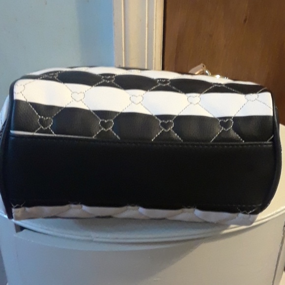 Betsey Johnson | Bags | Betsey Johnson Barrel Striped Crossbody Nwt ...